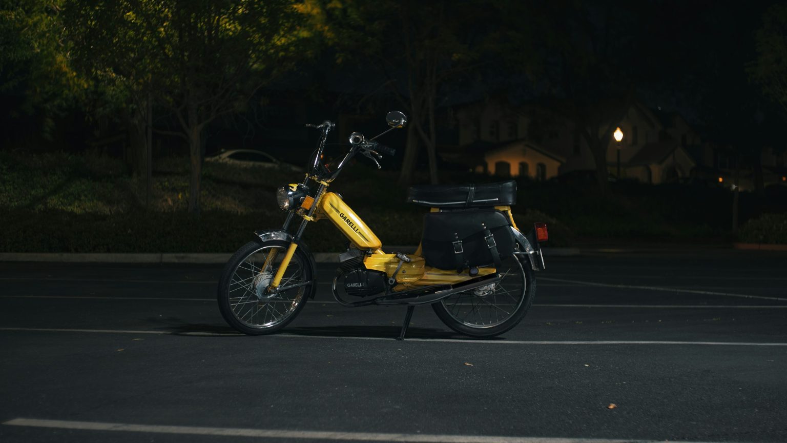 Are There Different Types Of Mopeds and Scooters? A Guide